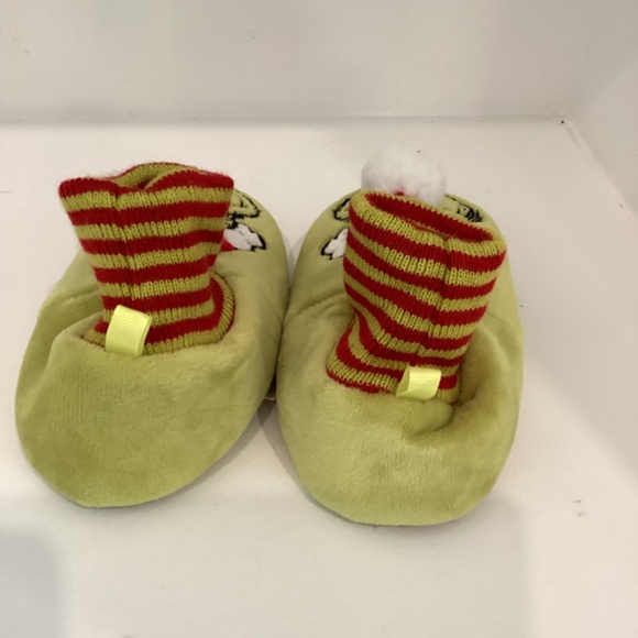 Dr. Seuss | Shoes | Nwt The Grinch Drseuss Green Kids Slippers Various ...